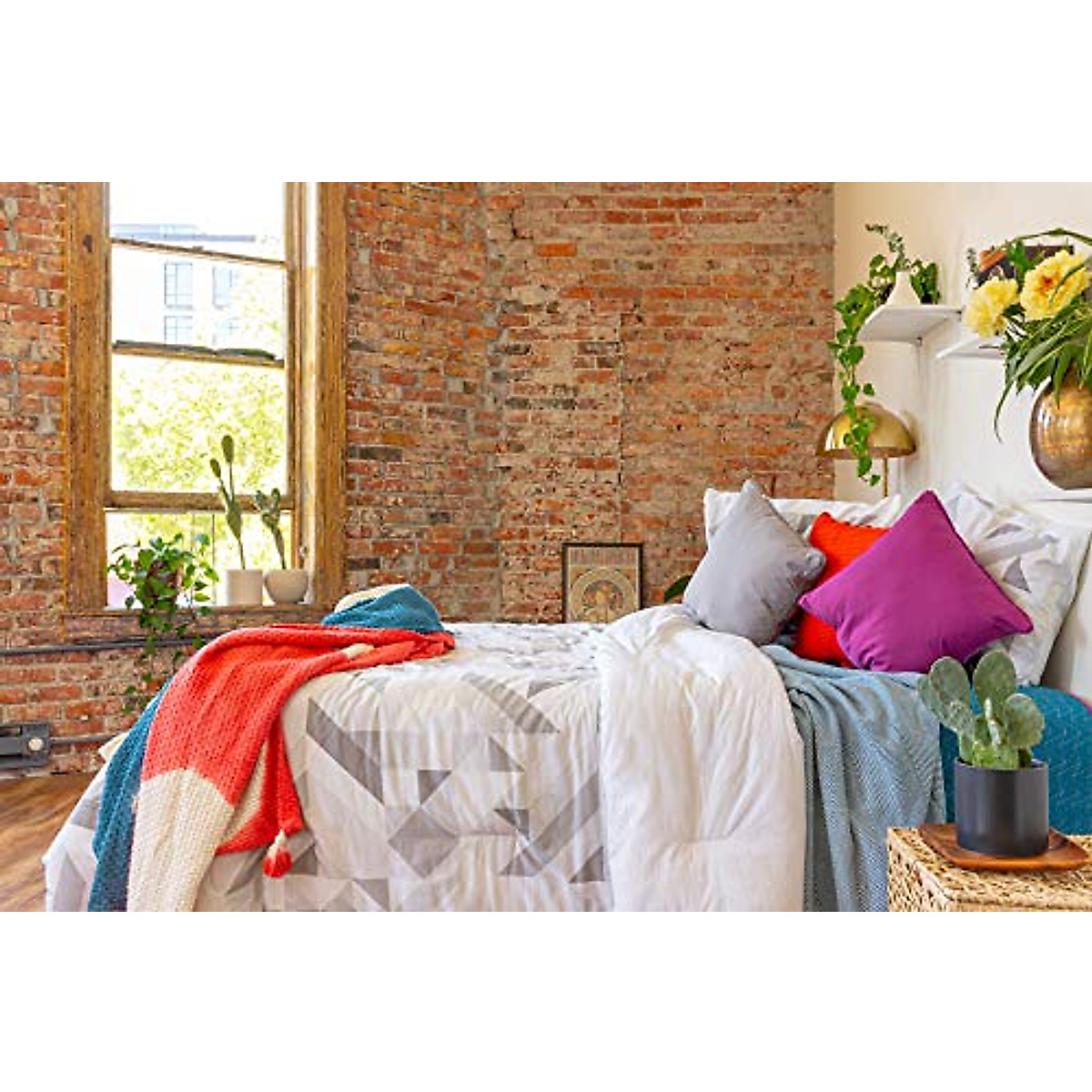 Refinery29 | Ellis Geo Bedding Collection | Modern Reversible Luxury Ultra Soft Comforter, All Season Premium 4 Piece Set with Geometric Printed Design (Full/Queen, Grey)