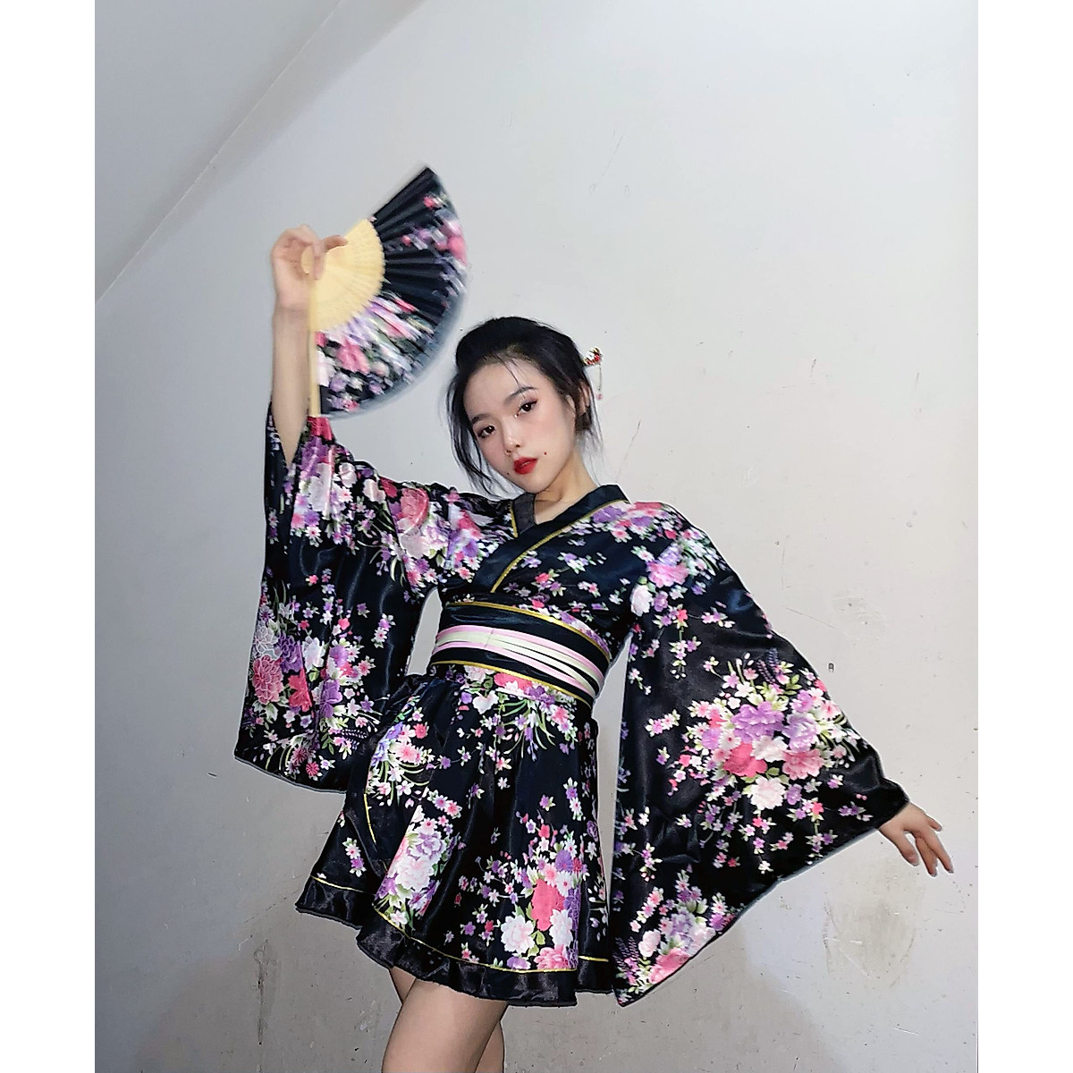 Japanese Anime Women's Dance Kimono Robe Fancy Dress Yukata Silk Folding Fans Tabi Hairstick Socks Set Black Large