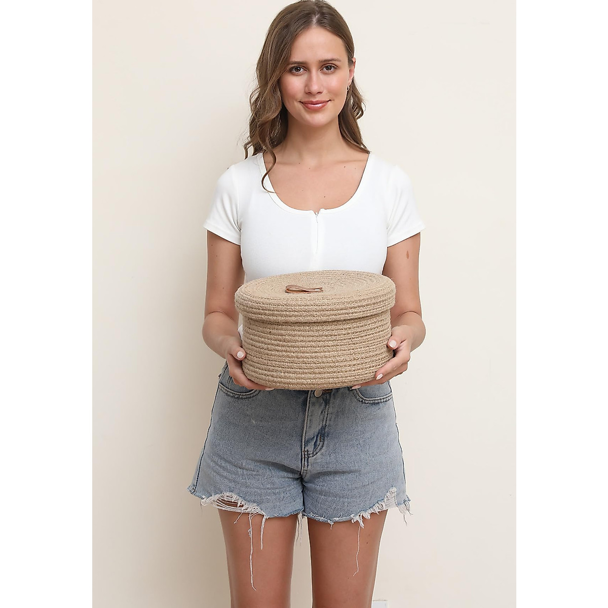 Cottonphant Set of 3 Stylish Round Woven Baskets with Lids - Elegant Storage Solution for Home Decor and Organization - Compact Shelf Baskets (Jute, 10"x6"-8"x5"-6"x4")