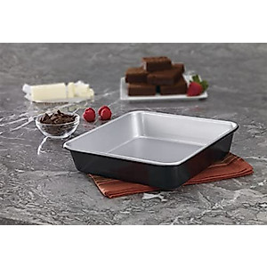 Cuisinart 9-Inch Chef's Classic Nonstick Bakeware Square Cake Pan, Silver