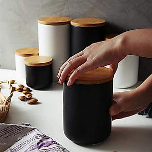 Ceramic Food Storage Jar Canister Modern Design Food Canisters with Airtight Seal Bamboo Lid, Loose Tea Coffee Spice Nuts Snacks Storage Jar Canister (Black 8.79oz/260ml)