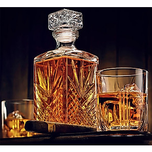 Bormioli Rocco Selecta Collection Whiskey Decanter – Sophisticated 33.75oz Diamond Decanter With Starburst Detailing – For Whiskey, Bourbon, Scotch & Liquor