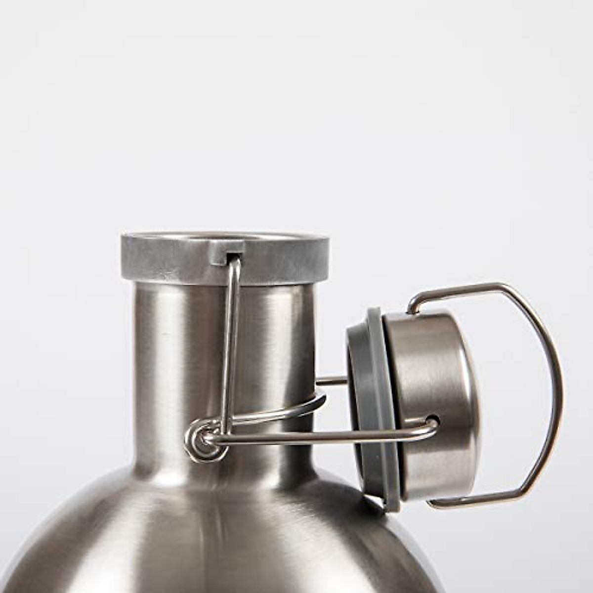 LEGACY - a Picnic Time brand Insulated Double Growler Tote with 64 oz. Stainless Steel Growlers, Beer Gifts for Men, Waxed Canvas Bag Water Bottle Carrier, (Khaki Green with Brown Accents)