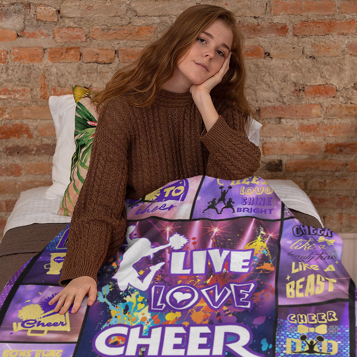 Wotail Cheerleader Gifts, Cheer Blankets for Girls,Cheerleader Gifts for Girls, Cheerleading Gifts, Cheer Gift, Cheer Gifts for Cheerleaders 60"x 50"