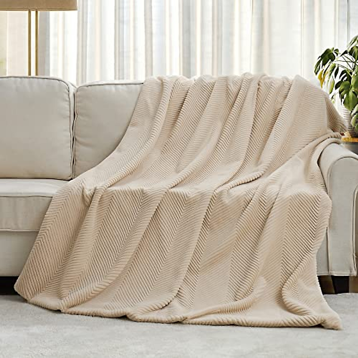 Cozy Bliss Super Soft Fuzzy Herringbone Faux Fur Throw Blanket for Couch 60"x80", Chevron Faux Fur Blanket Throw Blanket, Luxury Plush Decorative Throw Blanket for Sofa Bed (60" x 80", Beige)