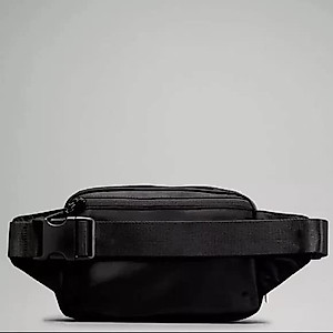 Lululemon Athletica Everywhere Belt Bag 2L Large (Black)
