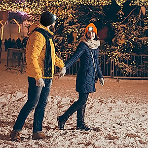 Ocatoma Gifts for Men,LED Unisex Beanie Hat with Light Gift Idea for Dad,Father,Husband,Boyfriend,Mechanic,Stocking Stuffers Black