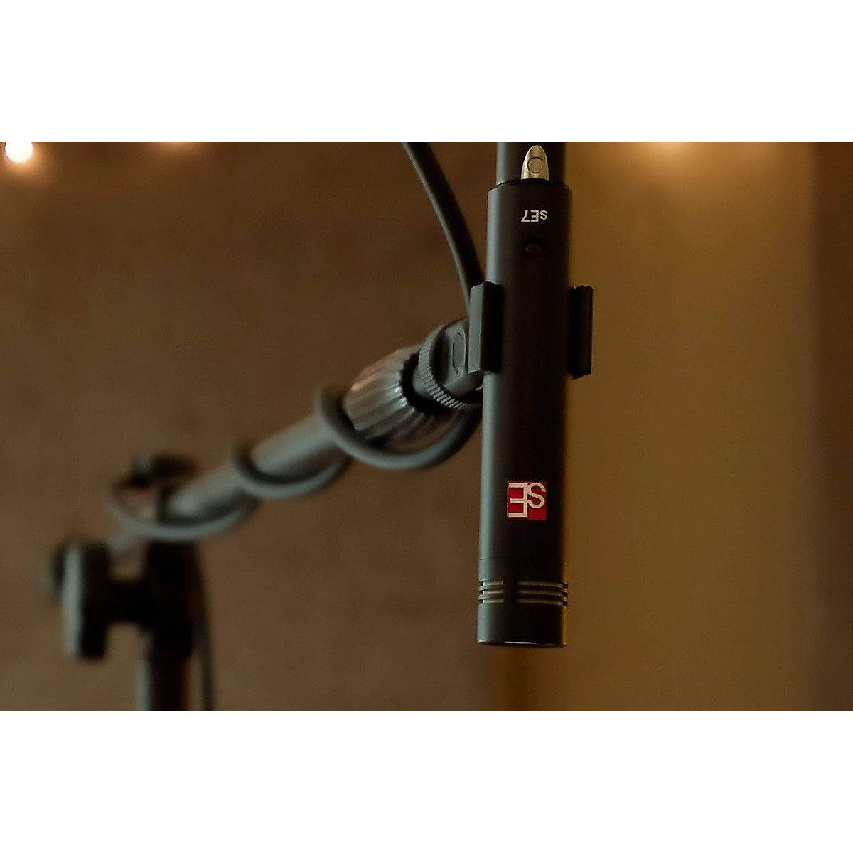 SE ELECTRONICS - sE7 Small Diaphragm Cardioid Condenser Microphone with Clip, Factory Matched Pair