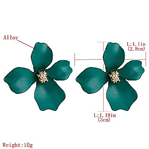 coadipress 8 Pairs Flower Stud Earrings Set for Women Bohemian Matte Flower Earrings With Gold Faux Flower Bud Chic Daisy Earrings Jewelry Gifts (8 Pairs Flower Studs)
