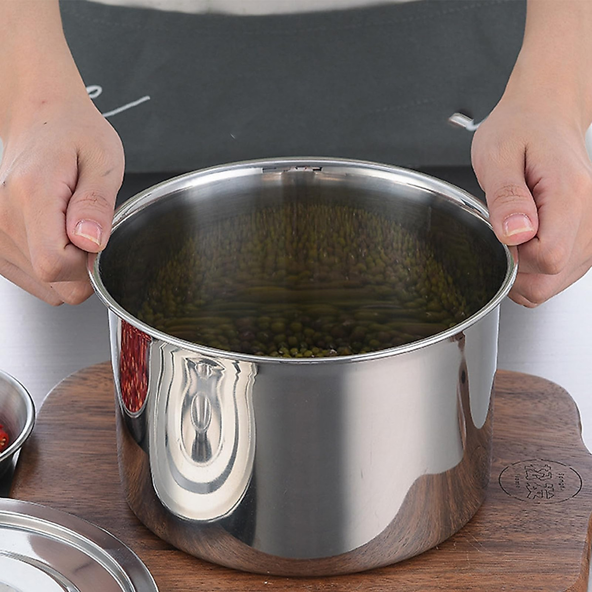 Stock Pot with Lid, Stainless Steel Pot for Soup, Stew, Seafood, Stew Pot, Soup Seasoning Container, Pot for Cooking (Large 43x43cm/16.92x16.92in)