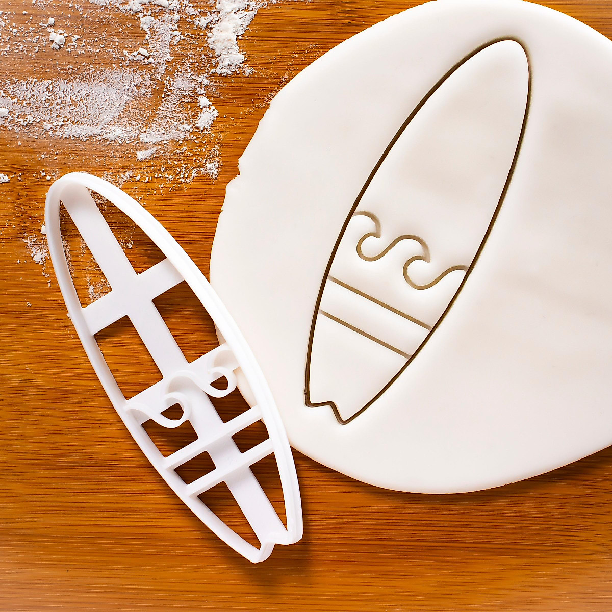 Surfboard cookie cutter, 1 piece - Bakerlogy