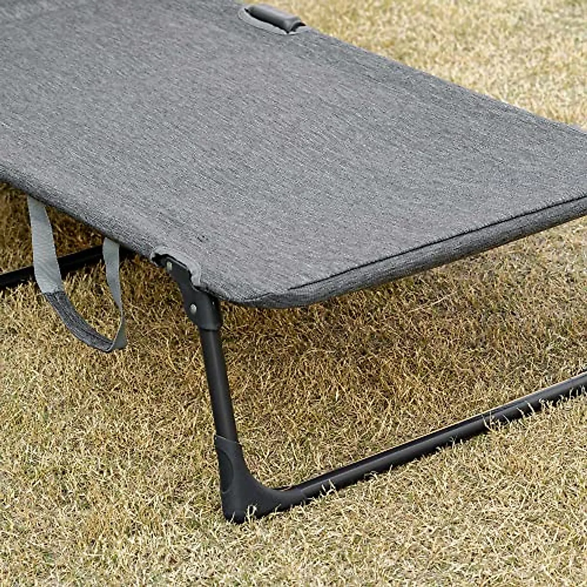 Outsunny Outdoor Folding Chaise Lounge Chair, Mesh Fabric Pool Chair with Adjustable Backrest, Pillow and Cup Holder for Poolside, Deck, and Backyard, Grey