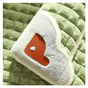 Winter Warm Dog Mat Pet Luxury Sofa Small and Medium Dog Plaid Bed Cats and Dogs Plush Sleeping Removable Washable Pet Bed Pet Mat Super Soft Warm Dog Sleeping Mat Washable Non-Slip Warm Pet Mat Fluff