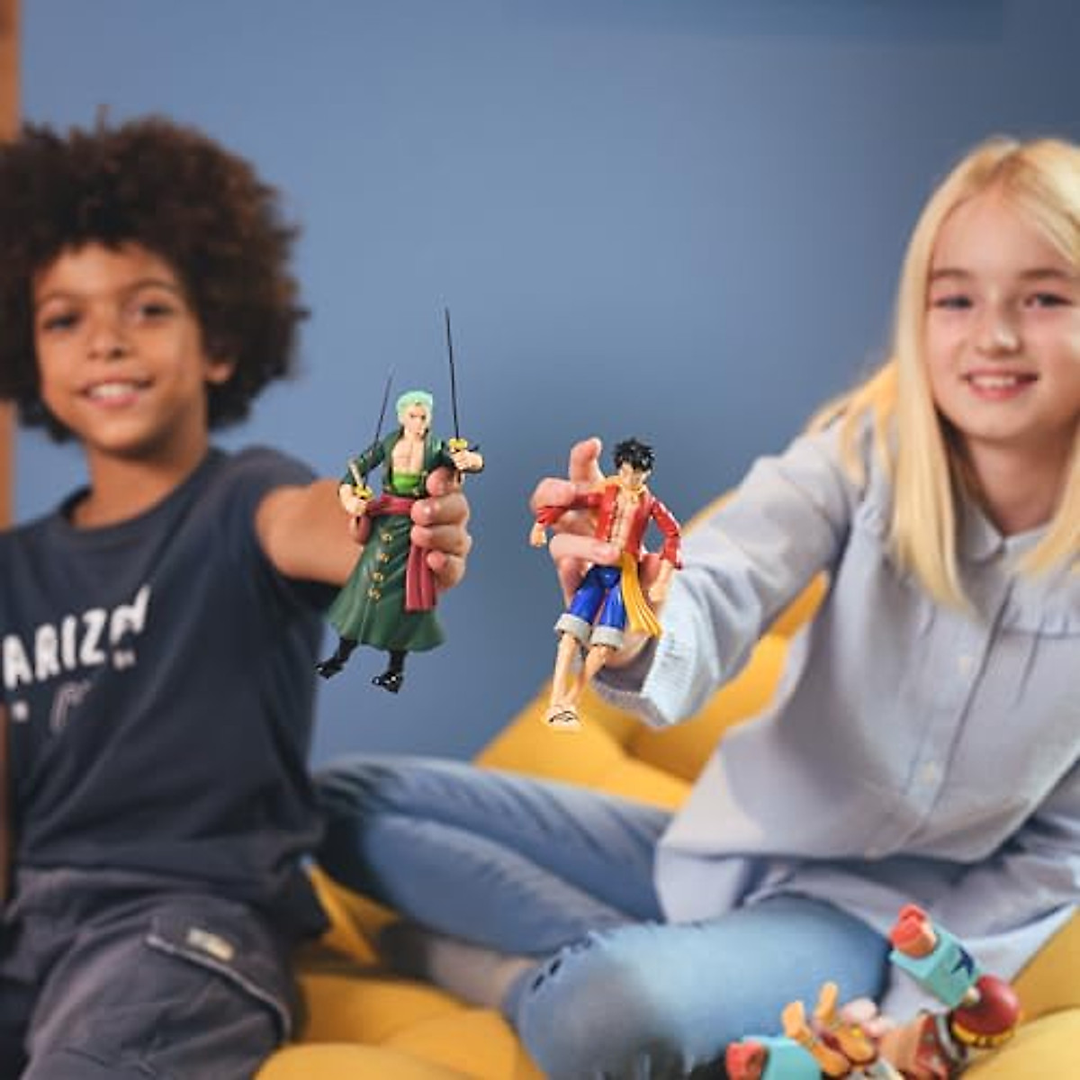 BANDAI Anime Heroes One Piece Figures Roronoa Zoro Action Figure, Articulated Zoro Anime Figure with Swappable Arms and Faces, One Piece Action Figures Pirate Toys Range, 17 cm