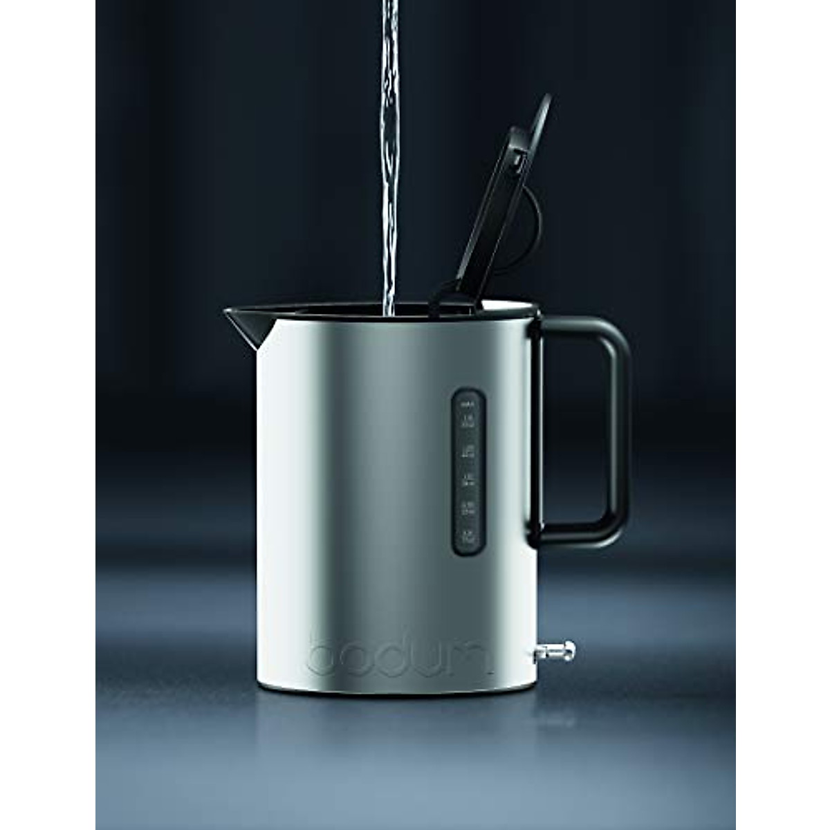 Bodum Ibis Stainless Steel Electric Water Kettle, 51 Ounce, Matte Chrome