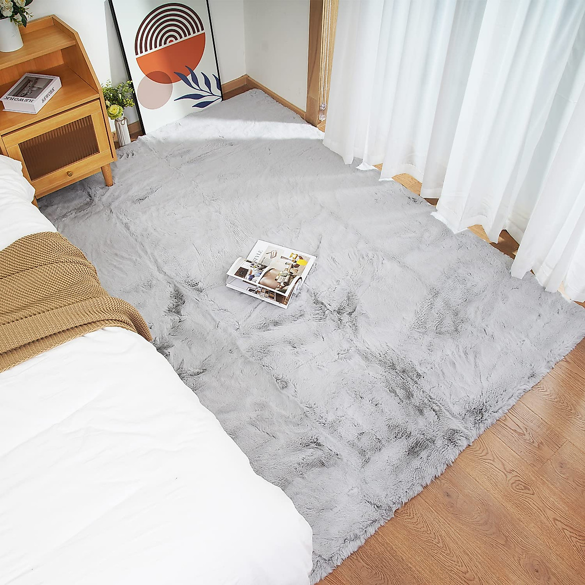 Ghouse Ultra Soft Faux Rabbit Fur Rug 3x5, Machine Washable Area Rugs for Bedroom Fluffy Rugs for Living Room, No-Shedding Carpet Sheepskin Rug Grey