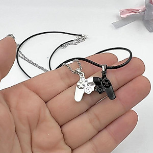 Cicod Game Controller Necklaces for Women,Matching Necklace for Couples,Console Handle Pendant for Best Friends Valentine's Him and Her Lovers Friendship Jewelry (Black+Silver)