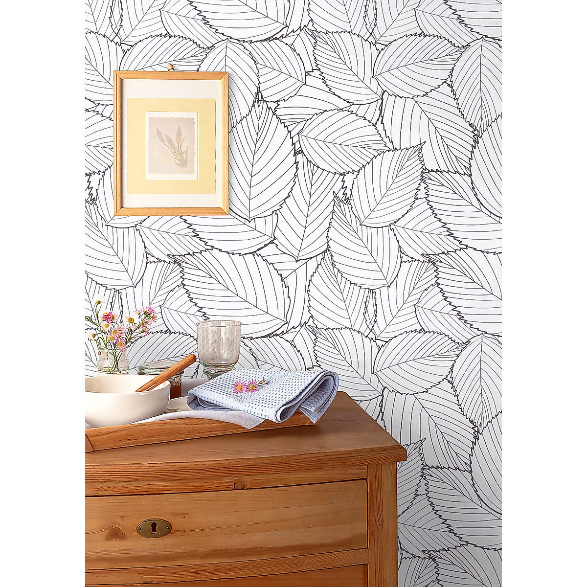 Kitico Gray Leaf Wallpaper 17.7''x197'' Modern Gray Leaf Peel and Stick Wallpaper Removable Self Adhesive Wallpaper White and Gray Leaves Contact Paper forBedroom Home Decoration