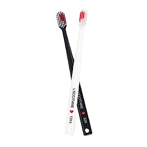 TOSSPER 2pcs/Set Couple Toothbrush, Black White Color Simple Adult Soft Hair Heart-Shaped Pattern Toothbrush for Outdoot Travle