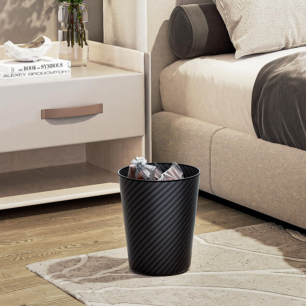 MoNiBloom 1.3 Gallon Small Waste Basket Office Bathroom Bedroom Garbage Container Bin Slim Metal Round Recycling Open Top 5-Liter Wastebasket Home Living Laundry Room Dorm Under Desk (Black, 2-Pack)