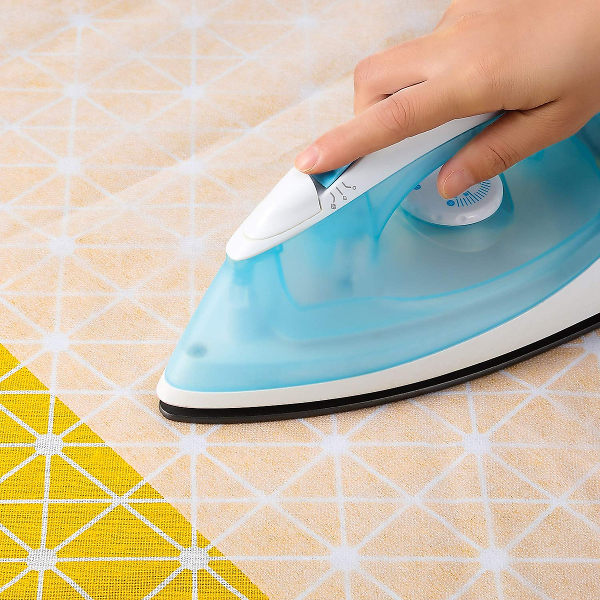 Fusible Interfacing, Non-Woven Polyester Interfacing Fabric Single-Sided Iron on Interfacing for DIY Supplies (60 Inch x 4 Yards, White)