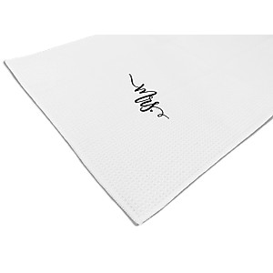 Voatok Mr. & Mrs.Minimalist White Bath Towel, Couples Gifts Set of 2 Decorative Towels,Gifts for Husband Wife Newlyweds