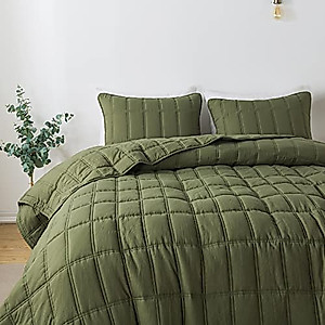 Green Quilt King Size Bedding Sets with Pillow Shams, Olive Lightweight Soft Bedspread Coverlet, Quilted Thin Blanket Comforter Bed Cover for All Season Spring Summer, 3 Pieces, 104x90 inches