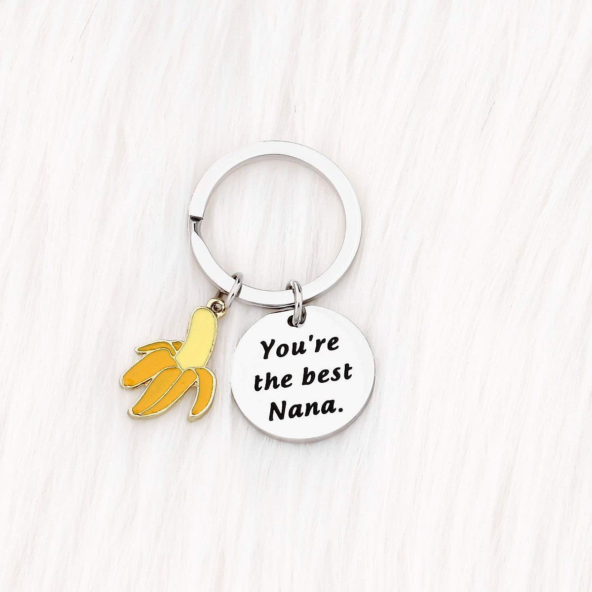 AKTAP Grandma Keychain You’re The Best Nana keyrings Banana Charm for Grandmother Gift from Granddaughter Grandson (Nana keyrings)