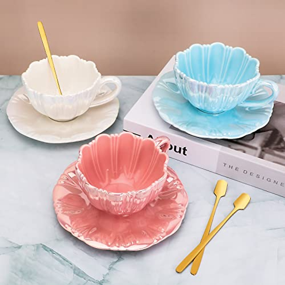 VCXOX Creative Cute Ceramic Coffee Mug with Flower Shape Saucer & Spoon Sets, Novelty Coffee Cup with Comfortable Grip for Office and Home, 8.1 oz/240 ML for Tea Latte Milk Cup (pink)