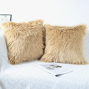 OYIMUA Fluffy Decorative Throw Pillow Covers 20×20, Faux Fur Farmhouse Luxury Pillow Cases,Soft Plush Fuzzy Beige Cushion Covers for Sofa Couch Living Room Bedroom Set of 2