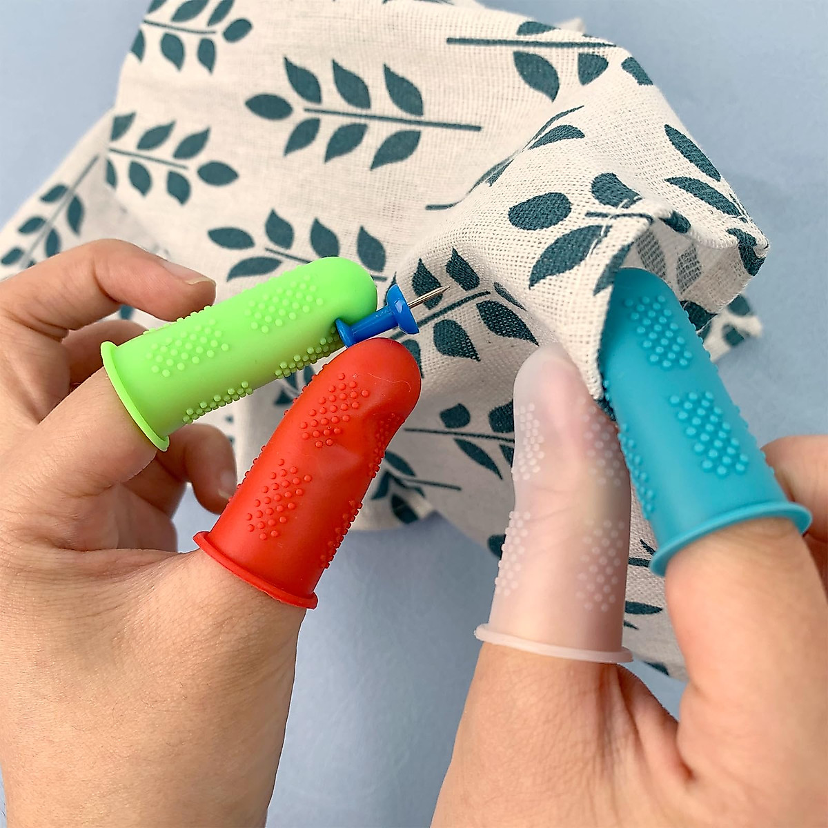 12 Pcs Silicone Hot Glue Gun Finger Caps, Anti-Slip and Reusable Silicone Thumb Protector, Finger Guard Protectors or Hot Glue Wax Rosin Resin Honey Adhesives Scrapbooking Sewing, Small, Medium, Large