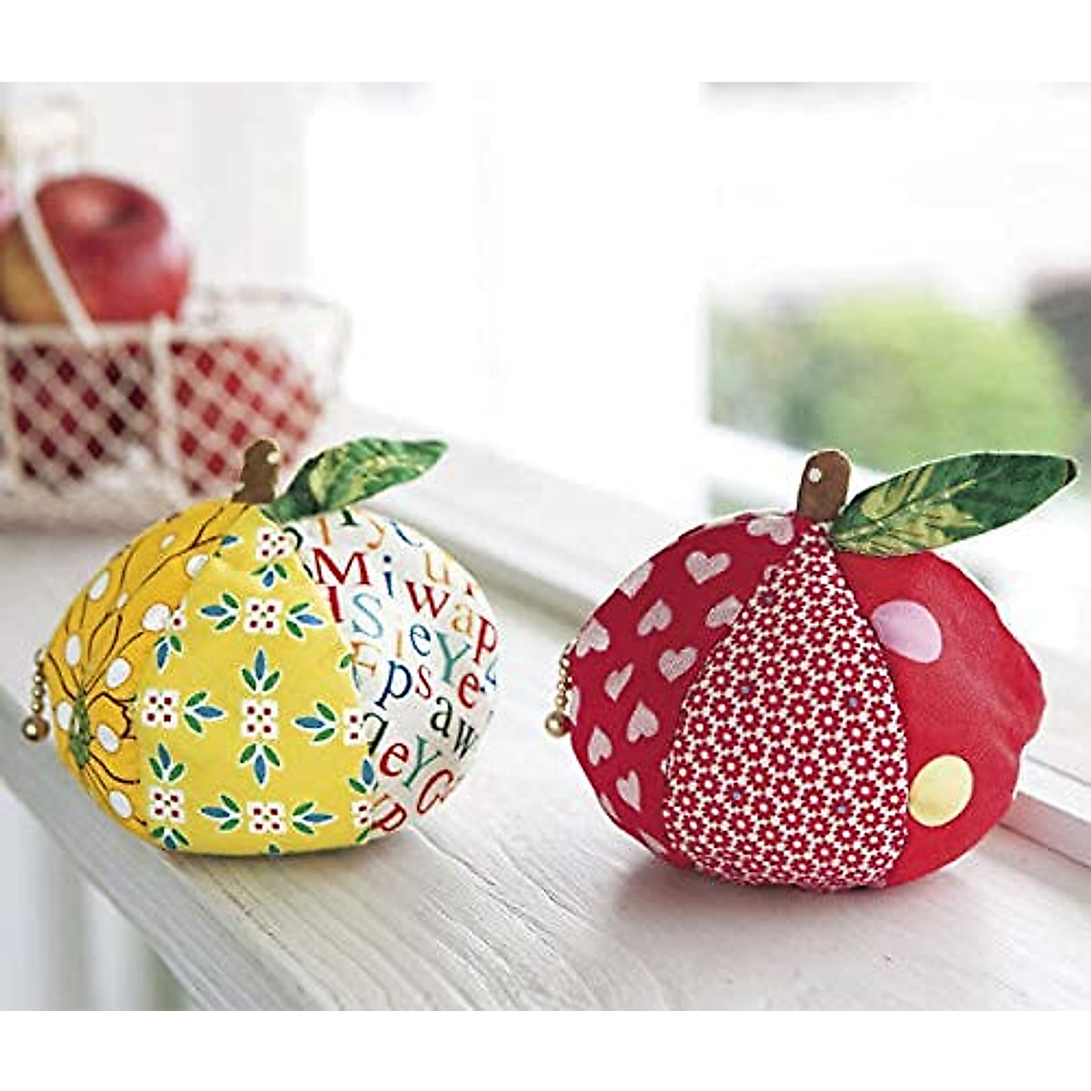 7 PC 19.7” x 19.7” Quarters Fabric Bundles Cotton Quilting Fabric Quilting Sewing Fabric Pre-Cut Quilting Cotton Crafts Textile Square Fabric Assortment with Different Patterns for DIY Sewing (red)