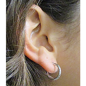 Small 14k White Gold Diamond Cut Hoop Earrings, (2mm Tube) (.6 inch - 15mm)