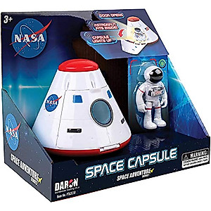 Daron NASA Space Adventure Toy Set: Space Shuttle, Space Capsule, 3 Astronauts, and Myriads Bag