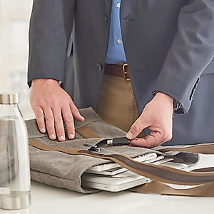 Verbatim 1913050 Verbatim PinStripe 8GB USB 2.0 Flash Drive