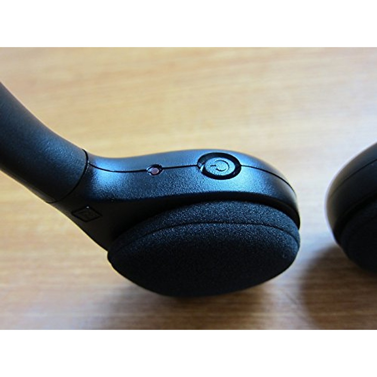 GM Digital IR Compatible Audio Wireless Headphones for 2017 and newer Rear Seat Entertainment BluRay and DVD Systems