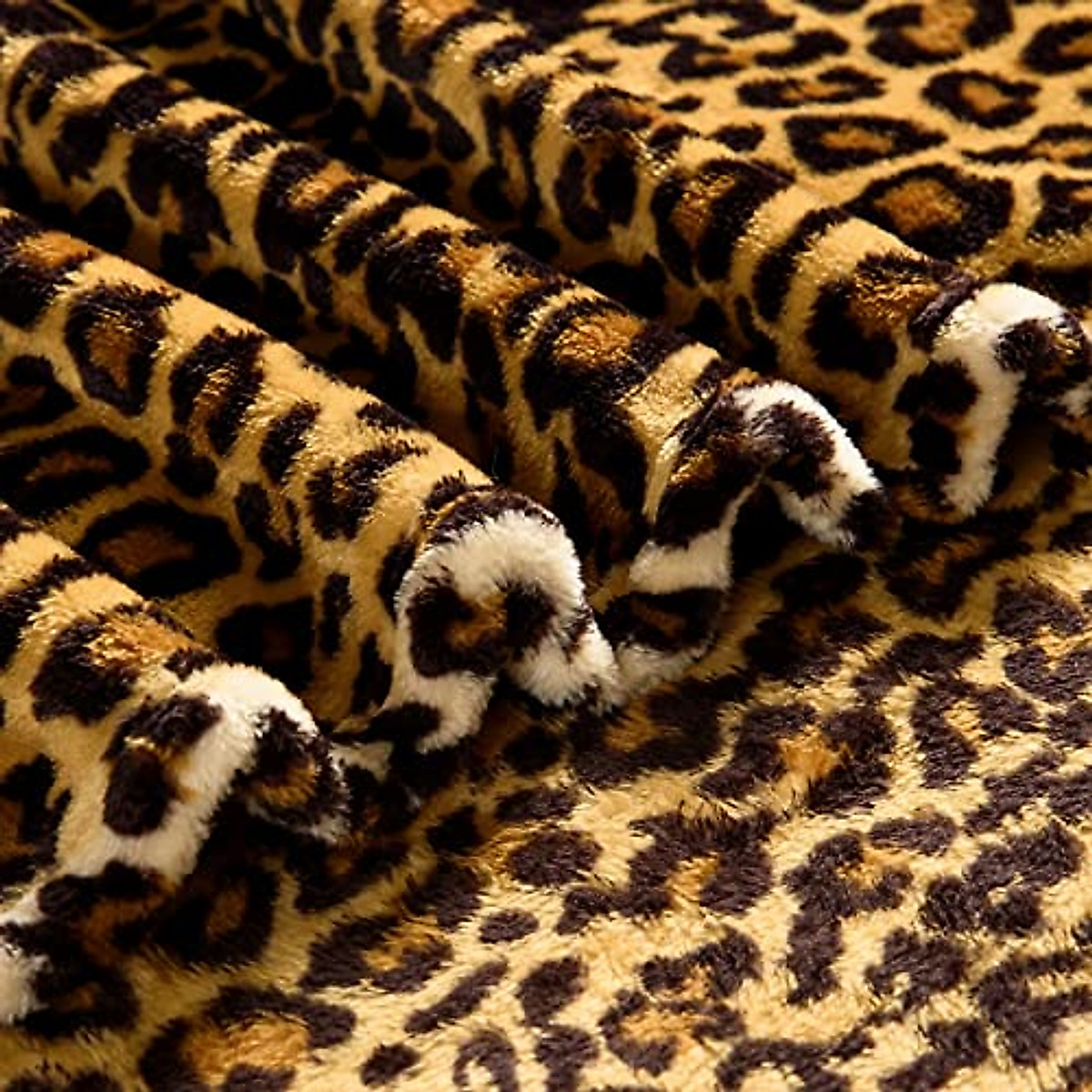 Bnuitland Leopard Print Fleece Flannel Throw (50x40inch) with Storage Pouch, 300 GSM Double Sided Lightweight for Bed Sofa Travel, Super Soft Fuzzy Fluffy Cheetah Print Blanket for Babys and Kids