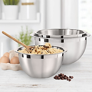 Oggi 3-Quart Two-Tone Stainless Steel Mixing Bowl, Great for Mixing, Making Dough, Dressing Salads, Mixing Eggs, Washing Vegetables