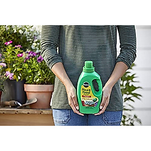 Miracle-Gro Pour & Feed Plant Food (Liquid), 32 fl. oz. (6 Pack)