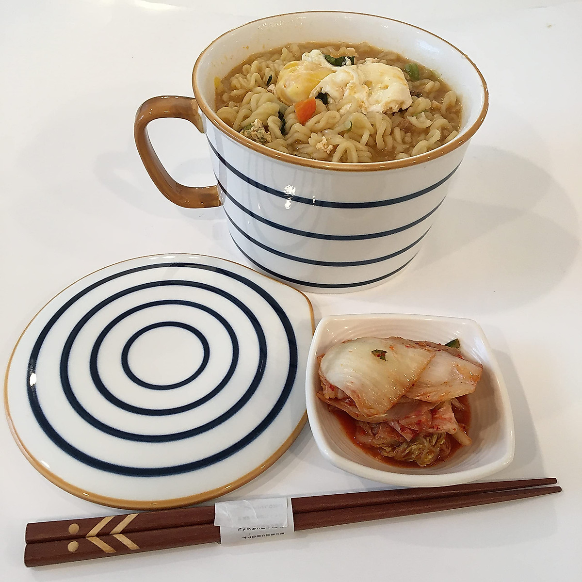 MOMOZEE Ceramic Japanese Noodle Bowl, microwave ramen bowl sets with Chopsticks with lid, microwave safe noodle bowls, instant ramen cooker,ramen bowls (circle)