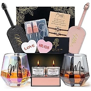 Dardeor Wedding Gifts for Couple, Engagement Gifts for Couples, Mr and Mrs Gifts, Newlywed Gifts for Couples, Bridal Shower Gift, Bride To Be Gifts, honeymoon gifts, Honeymoon Essentials, Just Married