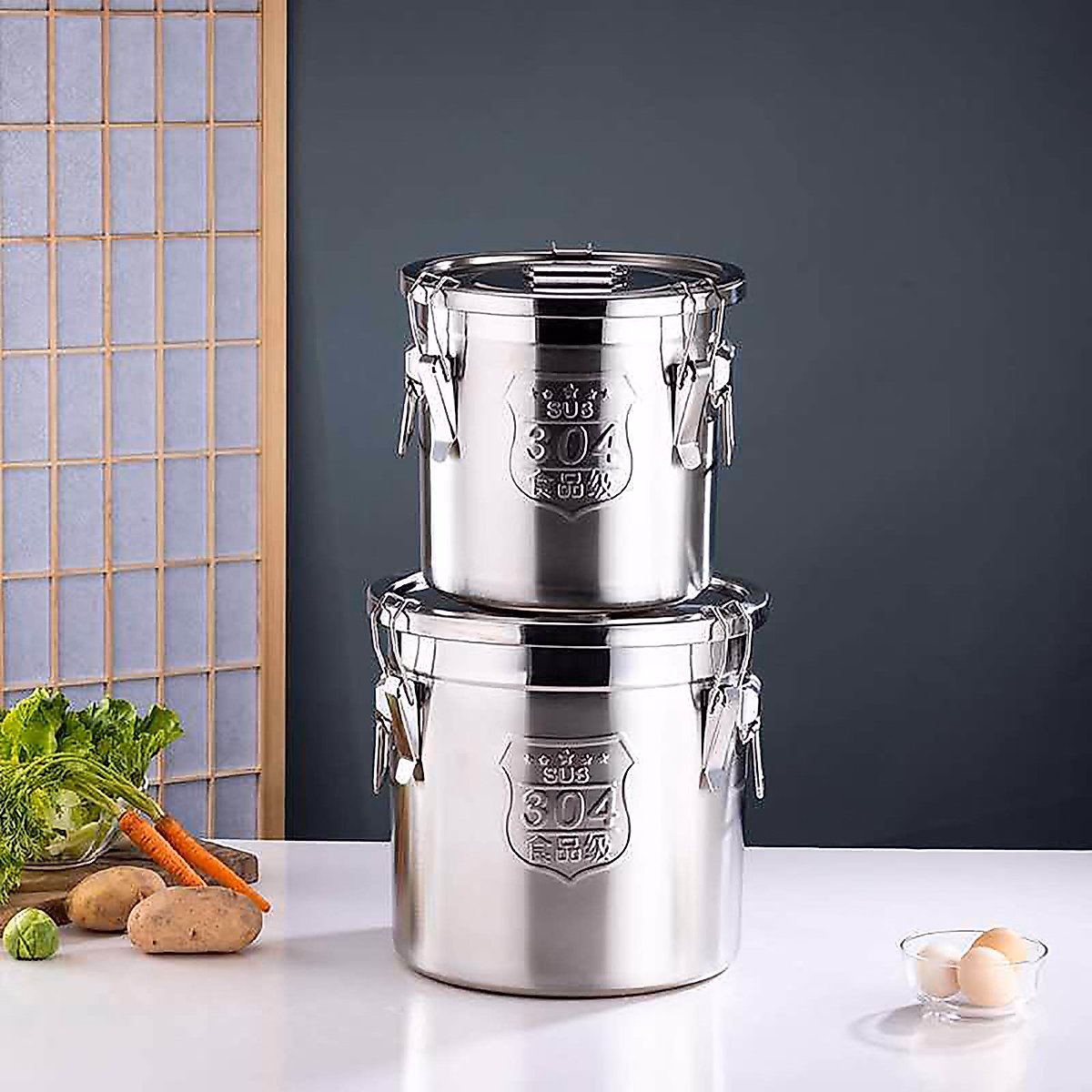 304 Stainless Steel Airtight Canister for Kitchen, Rice Cereal Grain Canisters Container, Metal Kitchen Rice Oil Storage Bucket for Household Kitchen Food w/Handles+Lid (Silver-12L)
