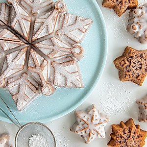 Nordic Ware Snowflake Pan