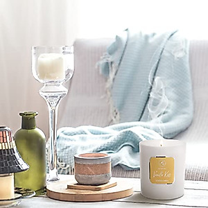 Scented Candle Vanilla Kiss - Aromatherapy Candle - Soywax Candle with Vanilla Extract - Up to 45 Hours Burn Time - Glass Candle Gift - Home Scented Candles - Luxury and Sensual Soy Wax Candle