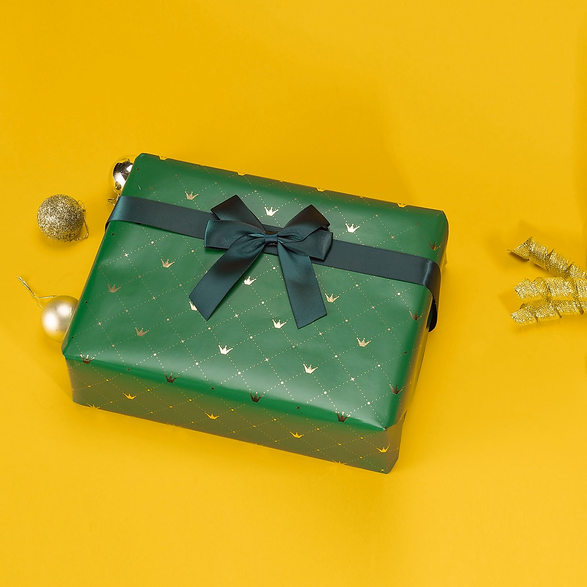 Aimto Wrapping Paper Roll,Green and Gold Gift Wrapping Paper，Birthday Wrapping Paper,for Birthday, Holiday, Party, Baby Shower - 30 inch x 33 feet