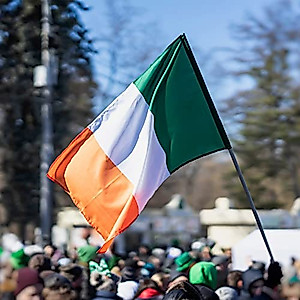 TOPFLAGS Ireland Flag Irish Outdoor Flag 3X5 Sewn Stripes Large Flags Heavy Duty Outdoor Vivid Color Fade-resistant