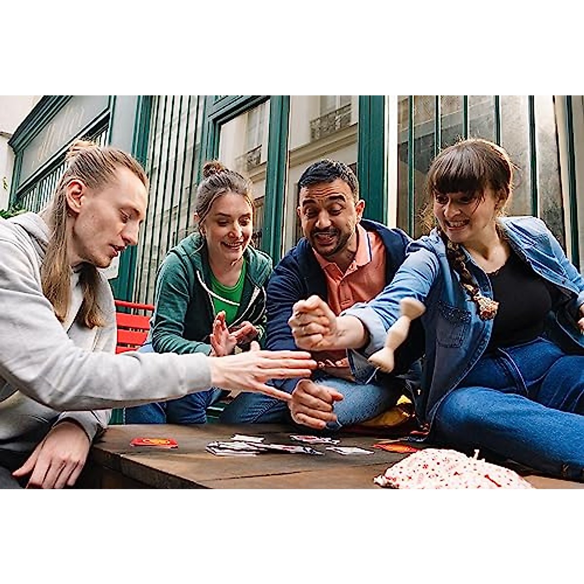 Asmodee Jungle Speed - Simple, Fast, Fun and Very Addictive! - Spanish Language