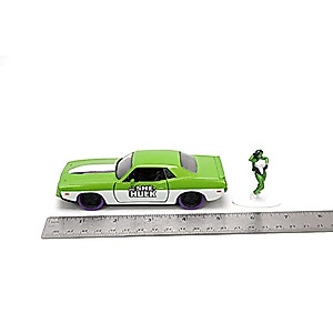 Marvel 1:32 1973 Plymouth Barracuda Die-Cast Car & 1.65" She-Hulk Figure, Toys for Kids and Adults