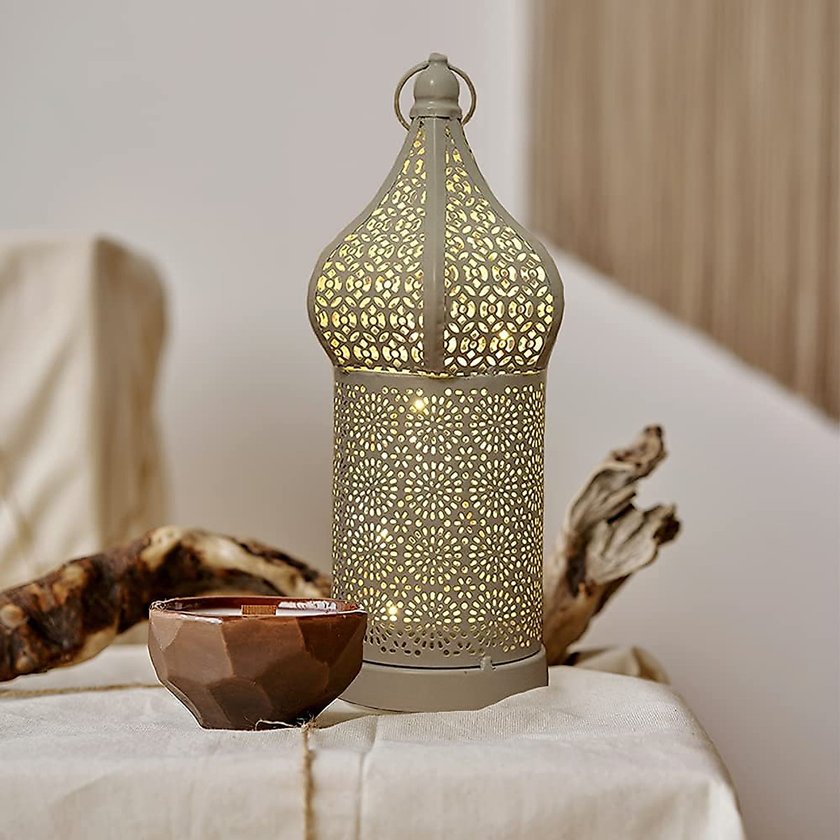 Paluopo Battery Powered Lamp White Cordless Outside Lights Garden Patio Outdoor Apartment Lanterns Decor,Hanging Lights Boho Moroccan Lantern Decor for Bedroom Tabletop (S-White-1Pcs)