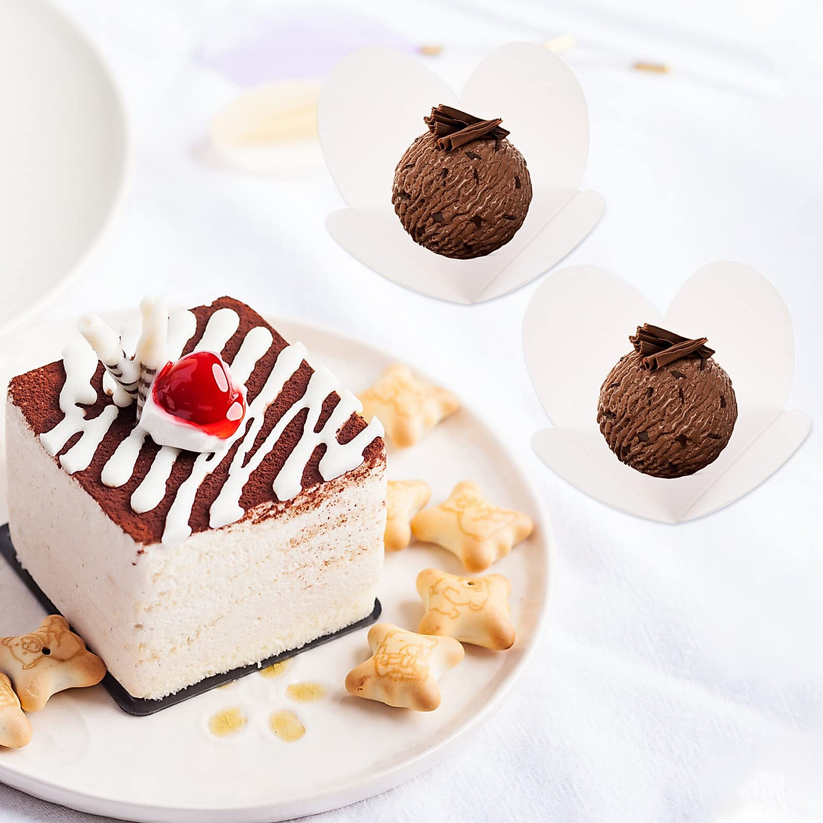 Cabilock 100Pcs Chocolate Wrappers Paper Truffle Chocolate Cups Liners Candy Cups Dessert Base Baking Supplies for Biscuit Cake Making White